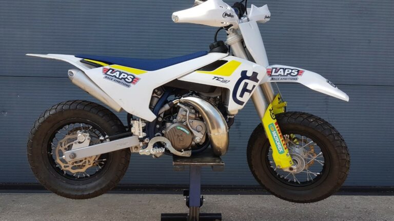 Mini Supermoto Huren | Laps.nu